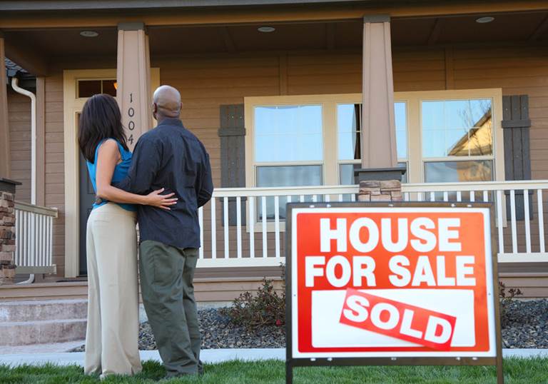 Top Tips for Downsizing from a House to an Apartment | Essex