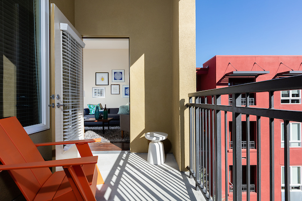 Meridian at Midtown Features & Community Amenities | Essex