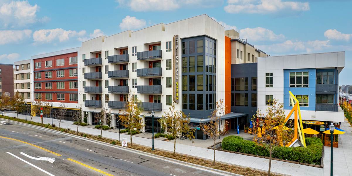 Shadowbrook Apartment Homes: Redmond Tranquility | Essex