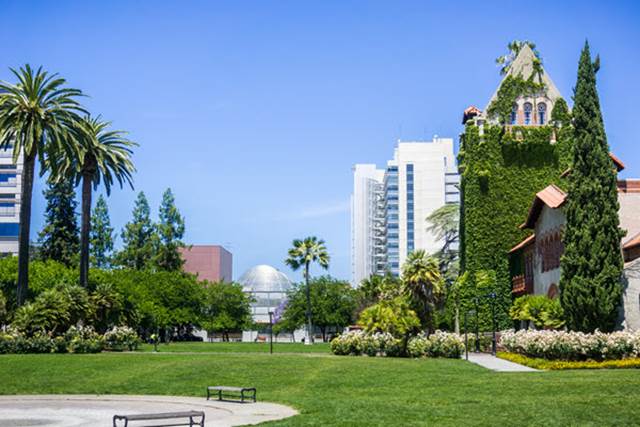 Esplanade Apartment Homes: San Jose Residences | Essex